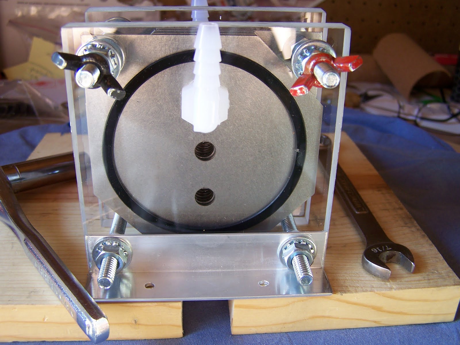 HHO GENERATORS = Hydrogen On Demand