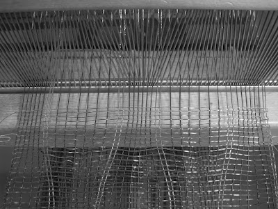 by rios: WEAVING WITH THE FAN REED.