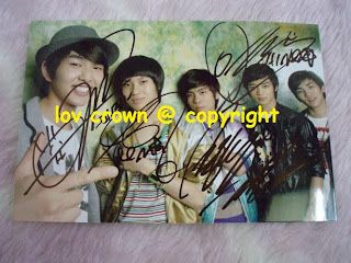 K-Shop: SHINee Autograph Photo