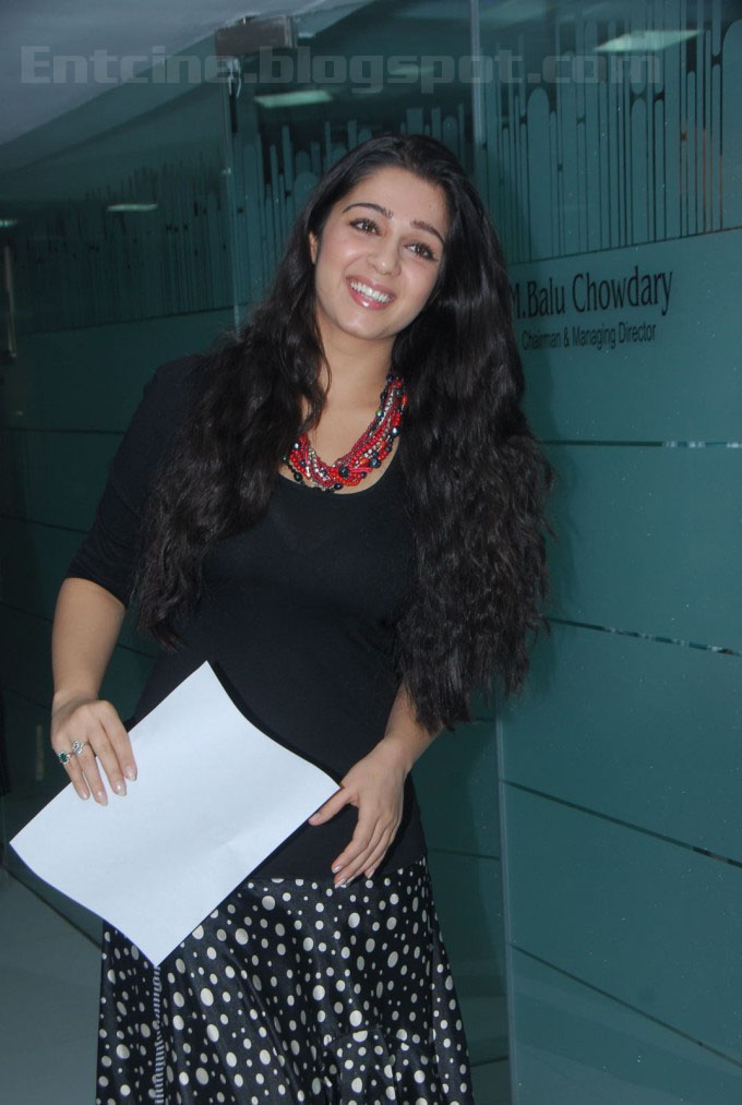 Entire Cinema Gallery - Movie Posters, Movie Gallery, Movie Stills ...