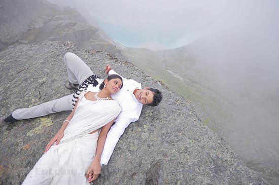 Entire Cinema Gallery - Movie Posters, Movie Gallery, Movie Stills ...