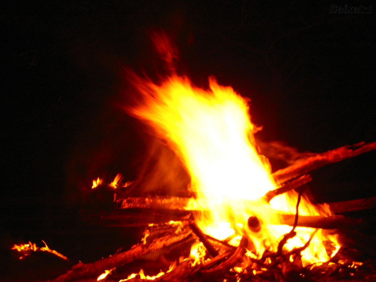 Índios em Movimento: Fogueiras