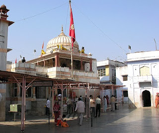 love your country ("JAI HIND"): kaila devi temple(karoli)