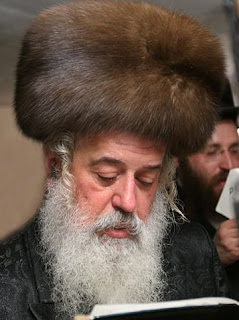 Bible Reading Blog: Rounding The Corners Of Your Head?