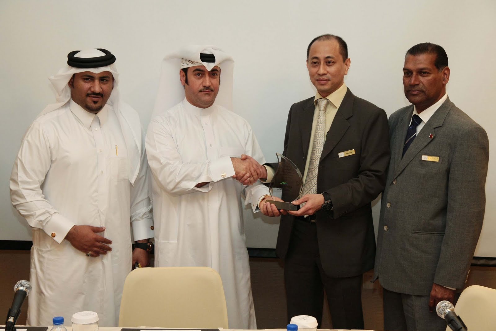 All About Mowasalat & Karwa: Karwa opens taxi rank at Holiday Villa