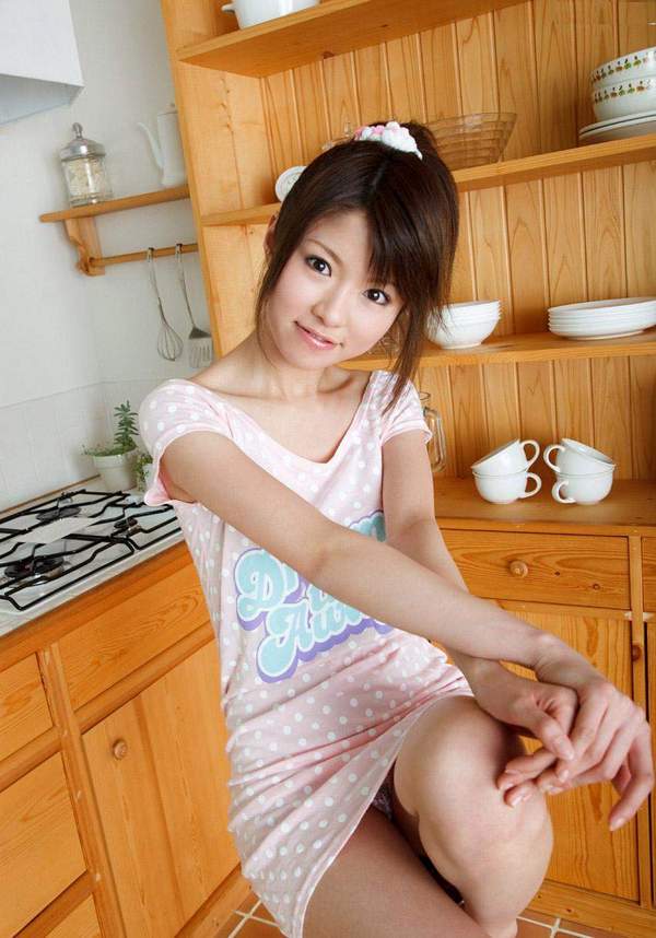 Artist Celebrities: Miho Imamura especially in Japan sometimes