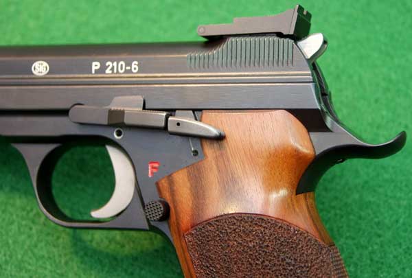 Armas de Fuego: p 210