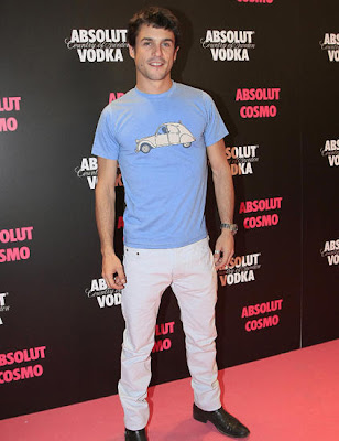 GREEN OR BLUE CARPET: Cosmopolitan Absolut Cocktail 25º Aniversario