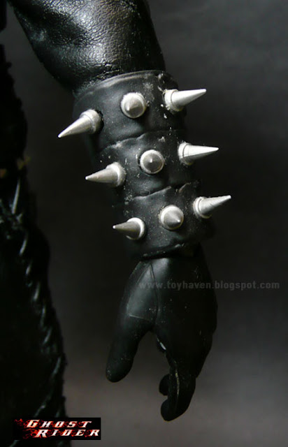 toyhaven: Medicom RAH 1:6 Ghost Rider Figure Review