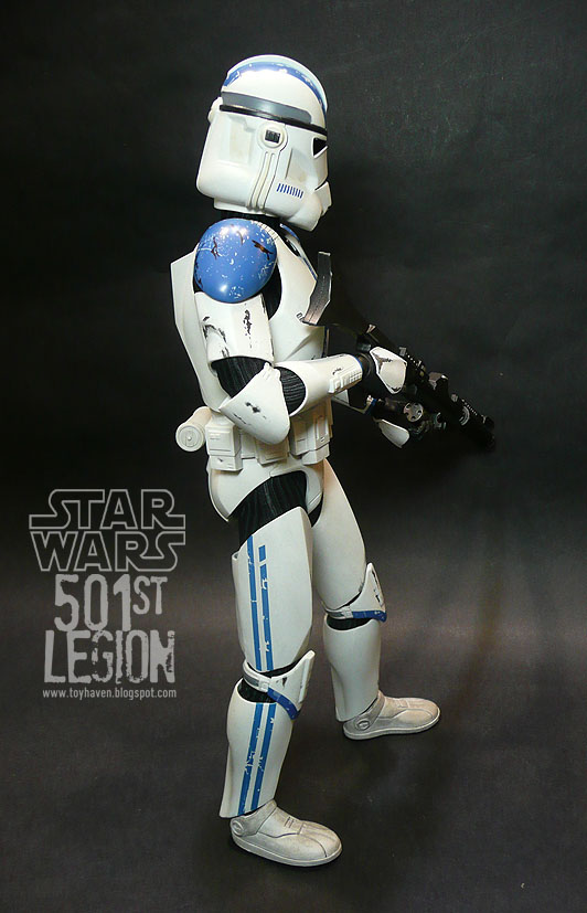 toyhaven: Sideshow 501st Legion: Vader's Fist Clone Trooper Review 1