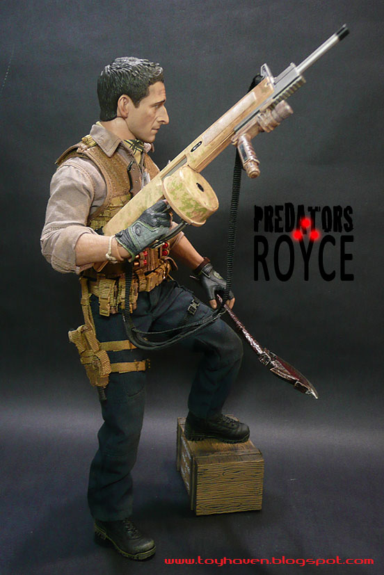 toyhaven: Review III: Hot Toys "Predators" Royce with AA-12 Shotgun