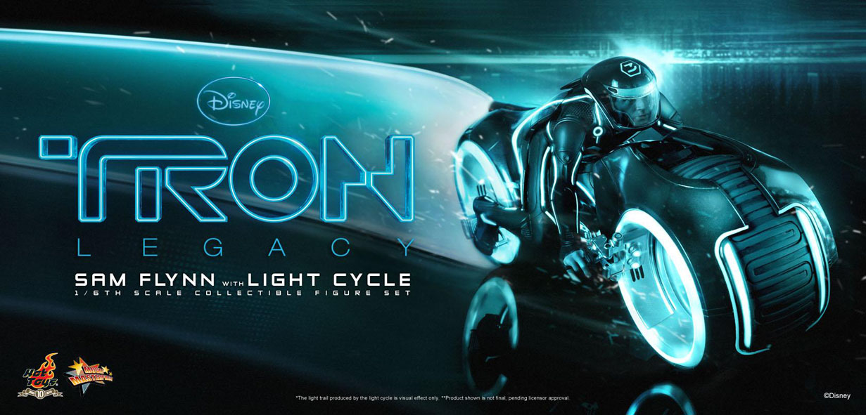 toyhaven: Hot Toys TRON Legacy 1:6 Sam Flynn figure with Light Cycle ...
