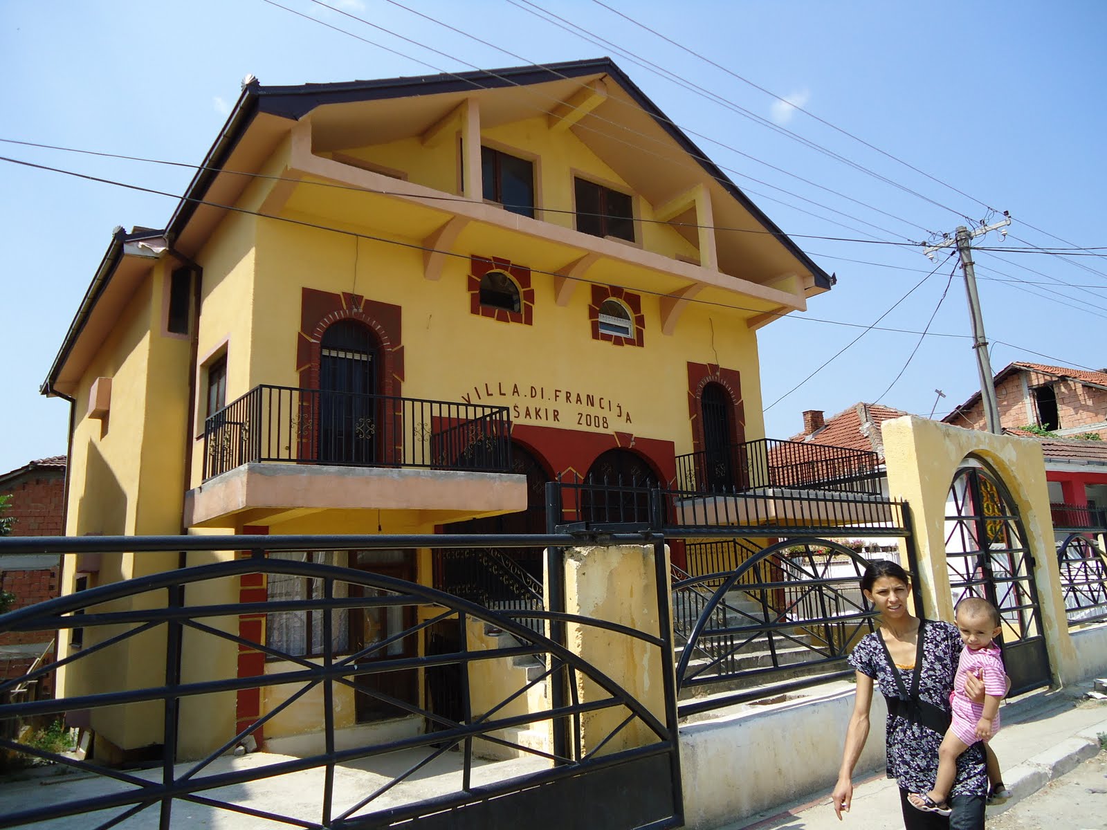 Serbia, Srbija!: Shutka - Macedonia - the biggest Roma municipality in ...