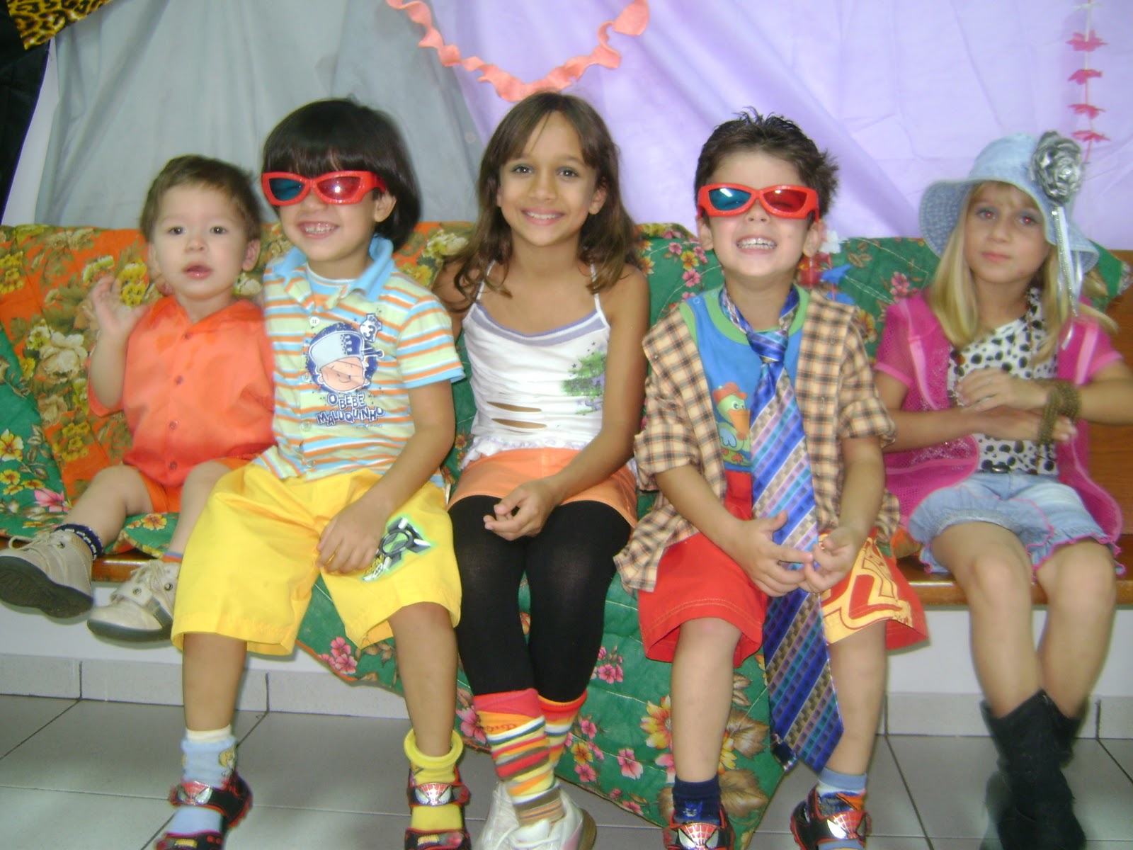 Ministério Infantil - Tia Paola: Noite do Brega