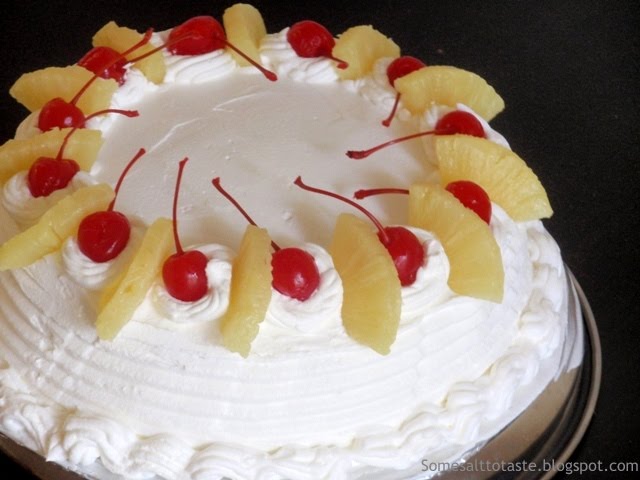 Some Salt... To Taste!: Pineapple Pastry