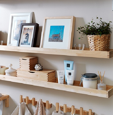 simplynattie: YAY! Friday: Frame Ledge