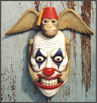 The Monkey on the drum kit - The Ledge