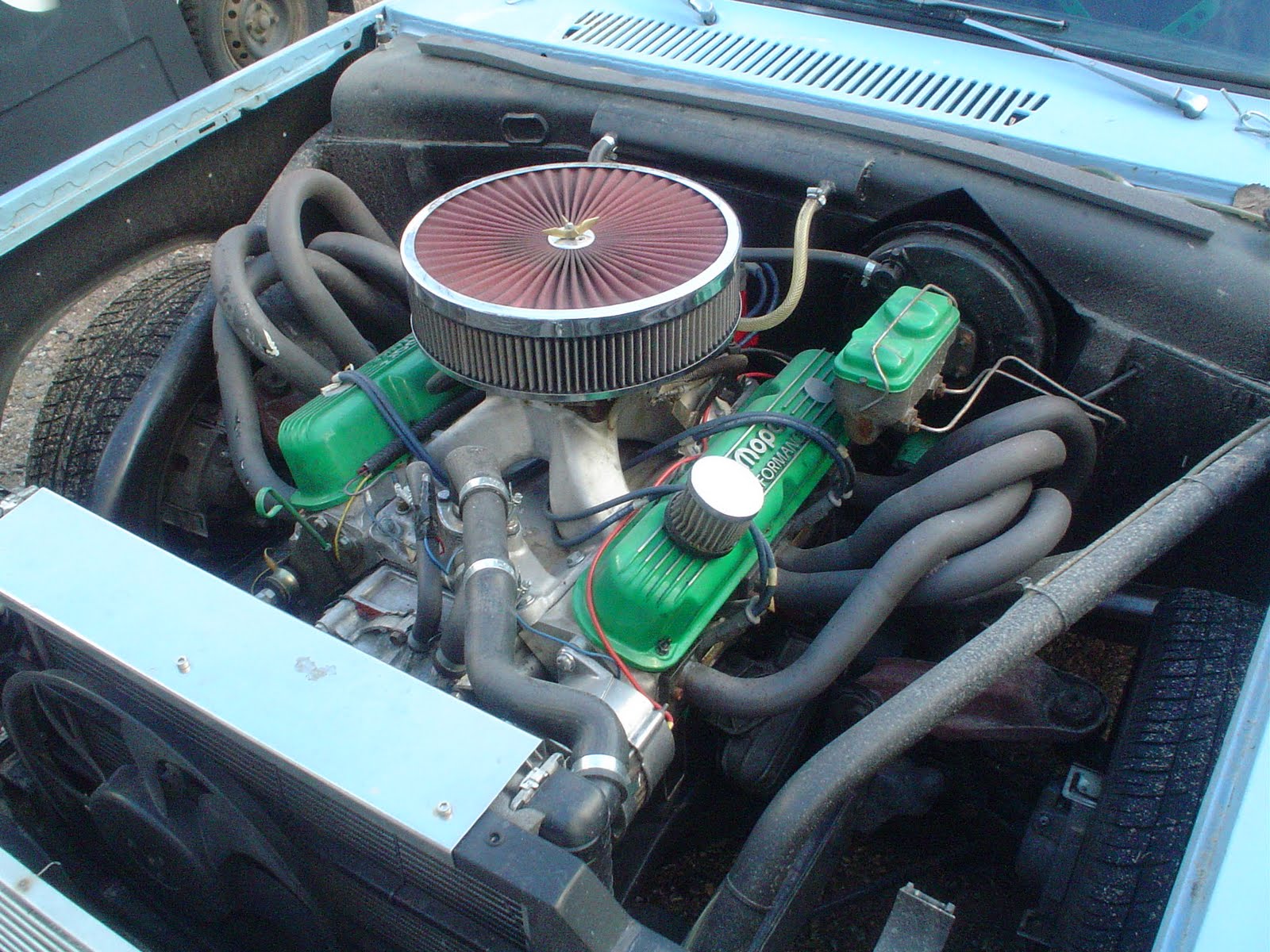 Racebussi: Dodge Dart '65