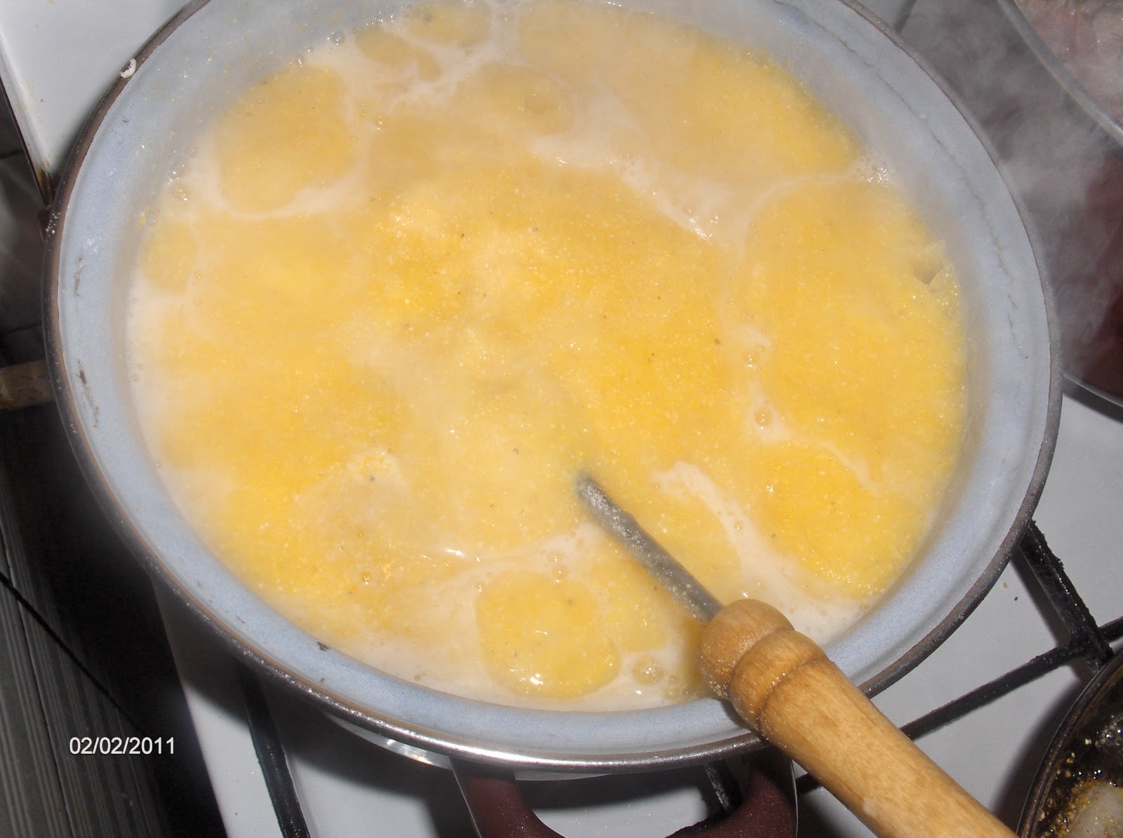 ANDREEA BLOG: Cod prajit cu mamaliga si mujdei