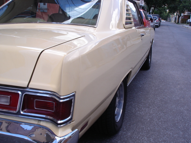 UpDate_CarrosAntigos: Dodge Charger 79