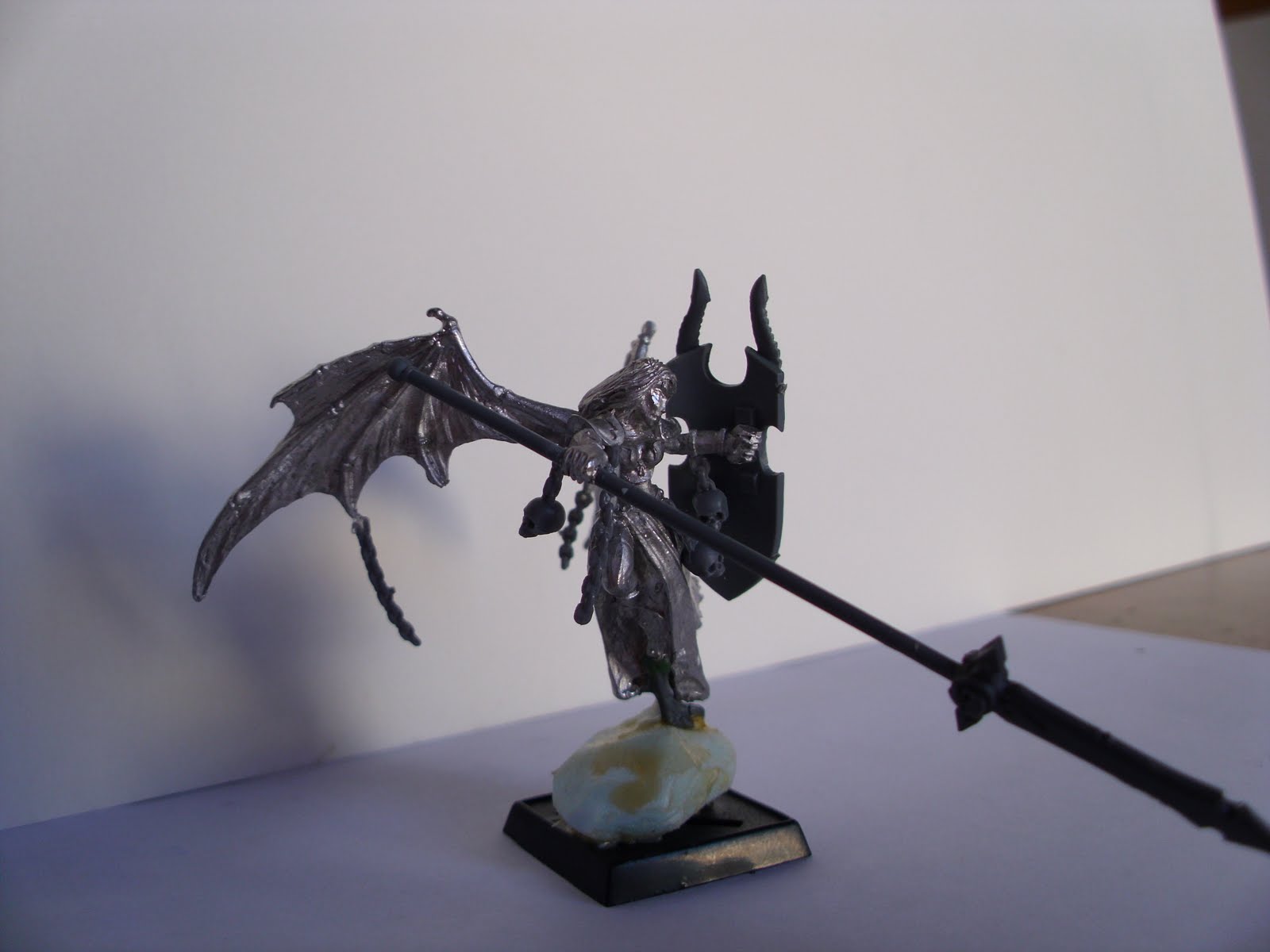 The Cheat's Lightswitch Rave: WoC : Valkia