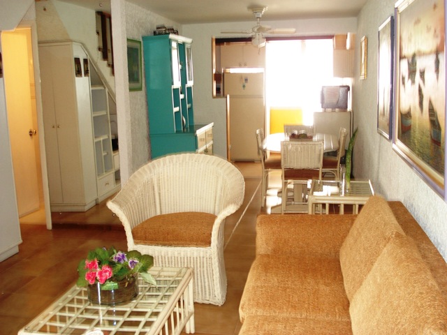 Si tu ganas yo gano...: Paraguachi, Conjunto Tejas Rojas