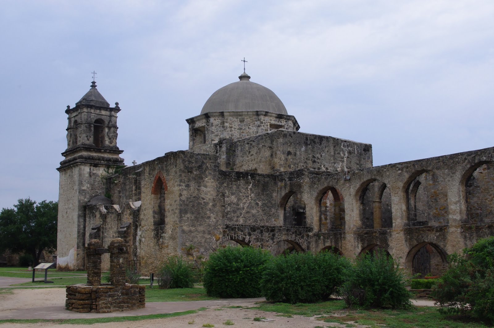 tranters travels: SAN ANTONIO SPANISH MISSIONS