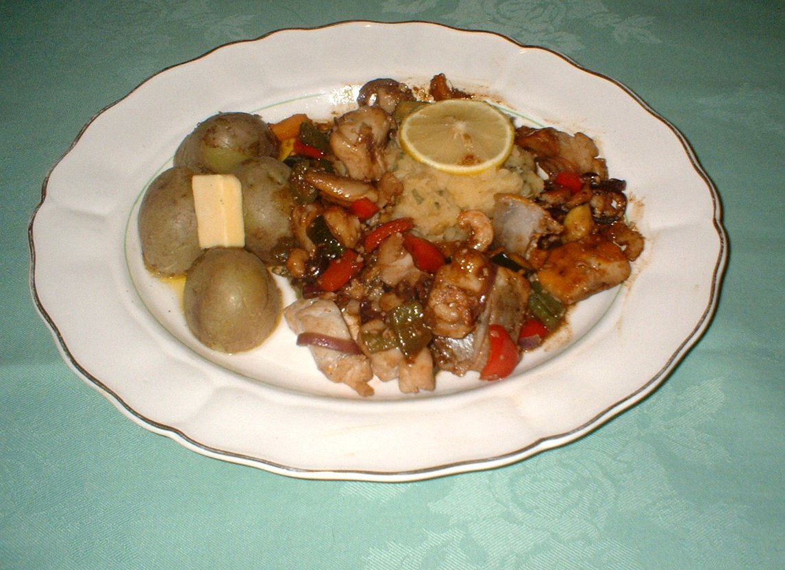 Posh Nosh Morsels: Stir-fried Seafood Trio with Parsnip & Lentil Puree