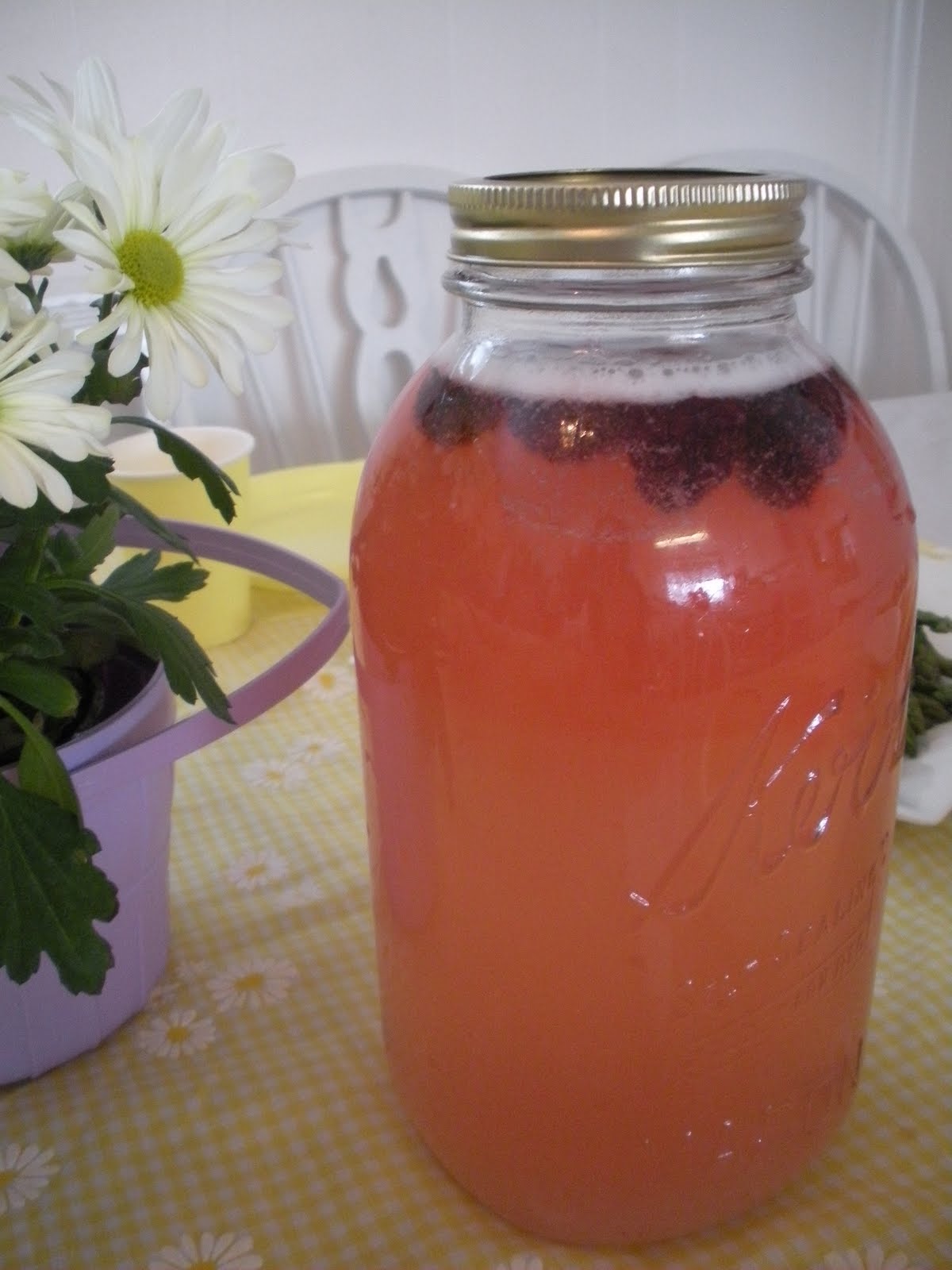 The American Homemaker: Blackberry Lemonade