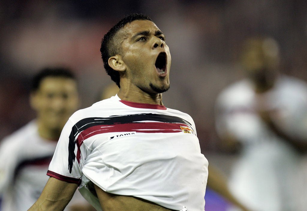 Alves no está, Alves se fue... | Almas Sevillistas