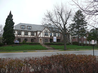 Alpha Xi Delta (Alpha Eta Chapter) est. 1921