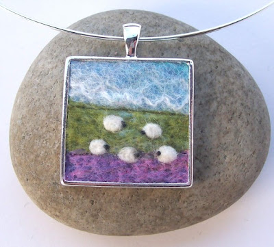 Helen's Handmade Showcase: Scottish Crafts