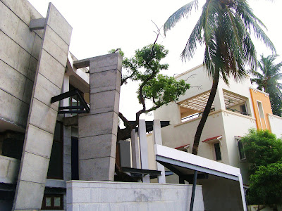 Murali Architects: Gneiss house_metamorph in nature