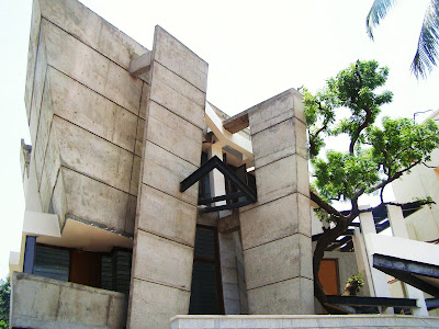 Murali Architects: Gneiss house_metamorph in nature