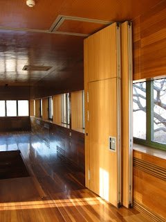 Architectural Design 3 - Project 1, Suitcase House: The Suitcase House