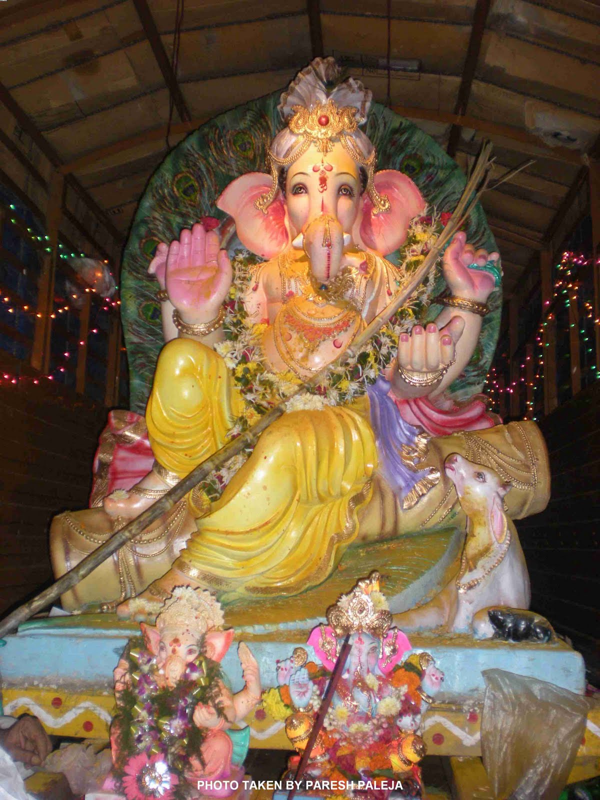 Mumbai Cha Ganpati: Gauri Visarjan.-2010