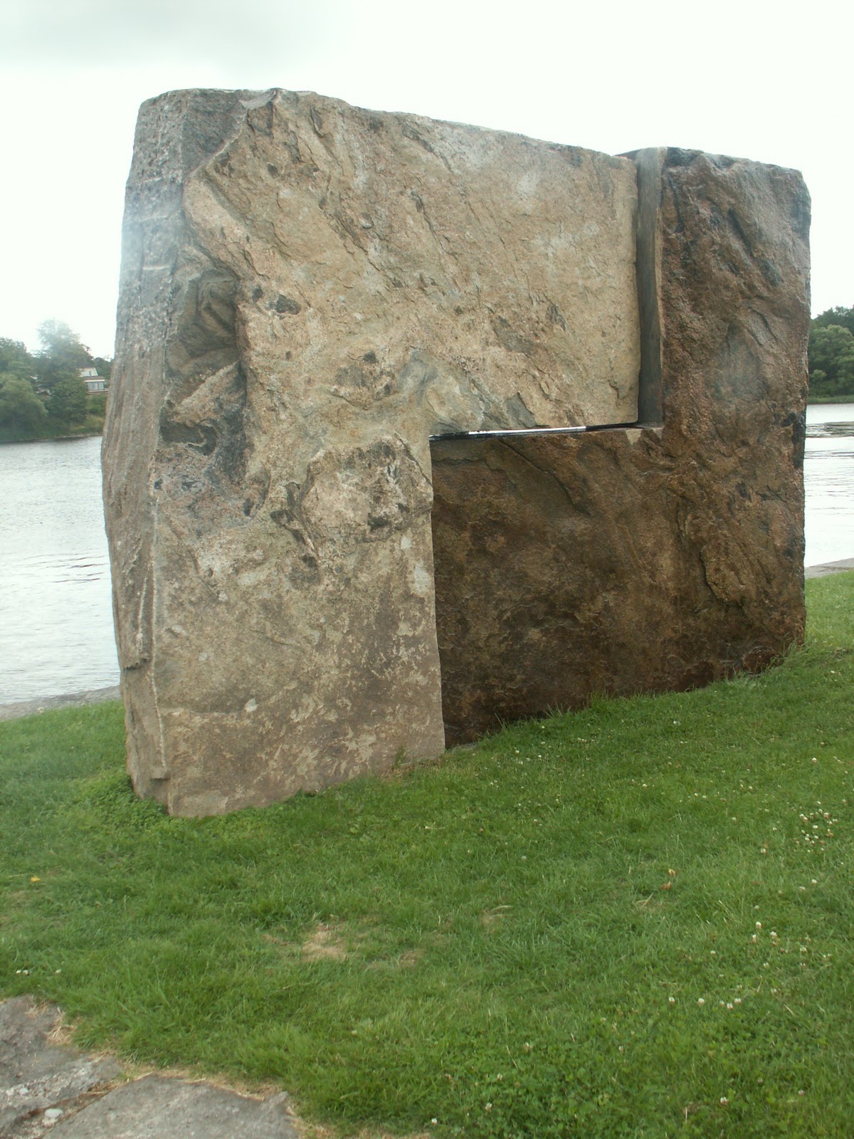 "What Comes Naturally": EDUCATION: Stanley Fish - "Knowing the Formal ...