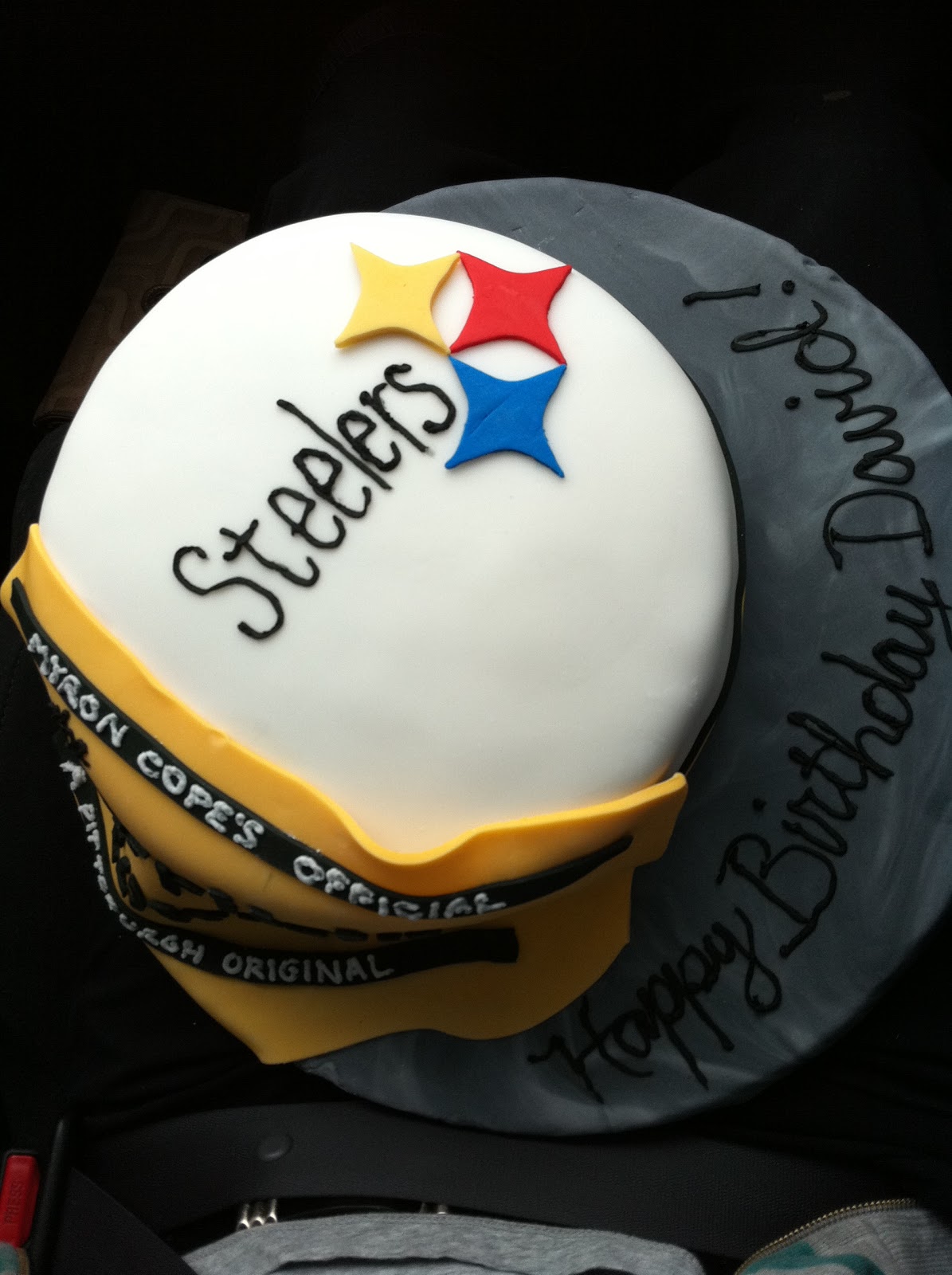 Les Gateaux: Steelers Cakes