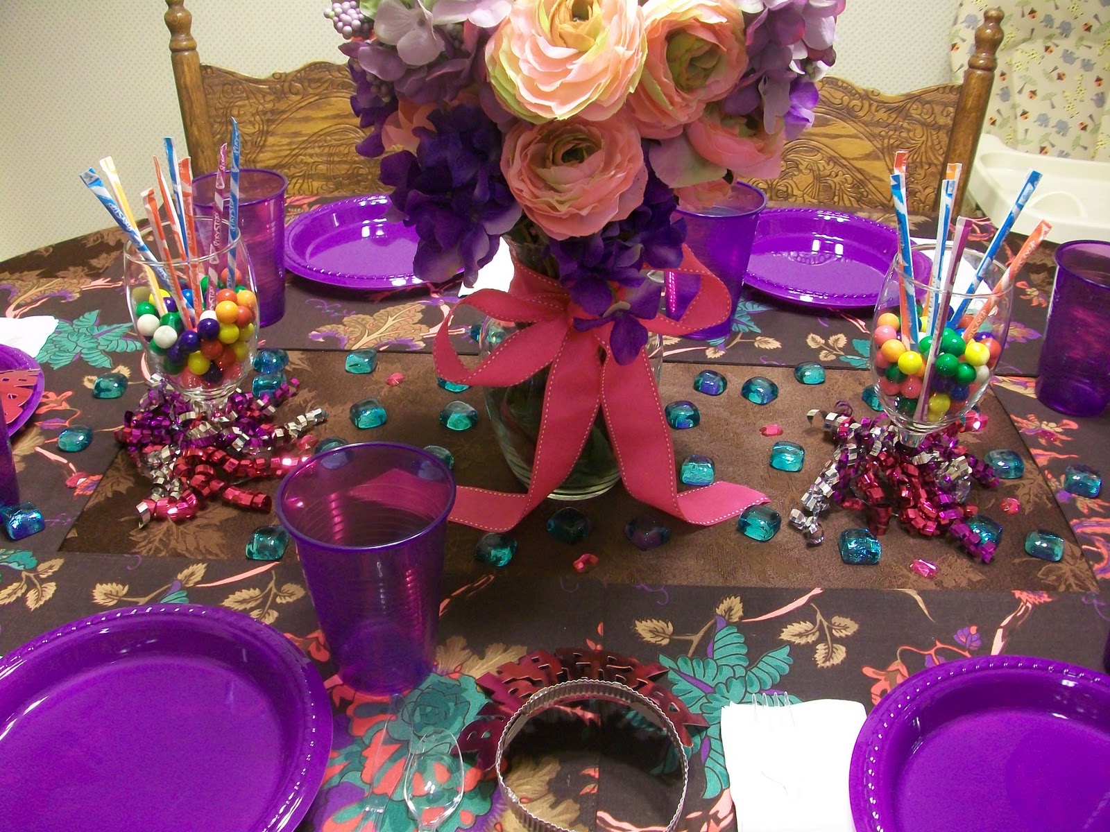 Cara Grace's Corner: Birthday Tablescape