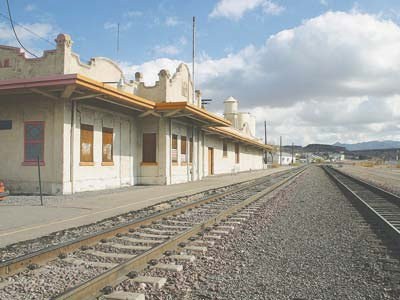 Cate`s Linens: Kingman Mission Style Train Station To Be Renovated