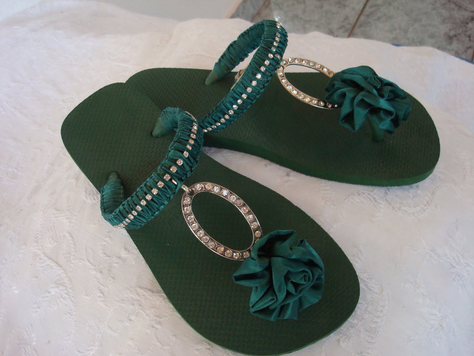 Cristal Ateliê: Chinelas Decoradas