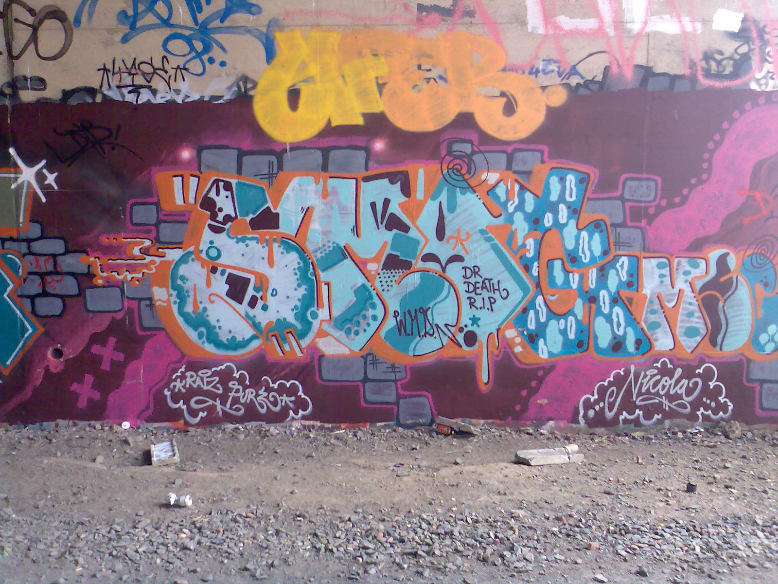Free Graffiti | Graffiti Creator: July 2010
