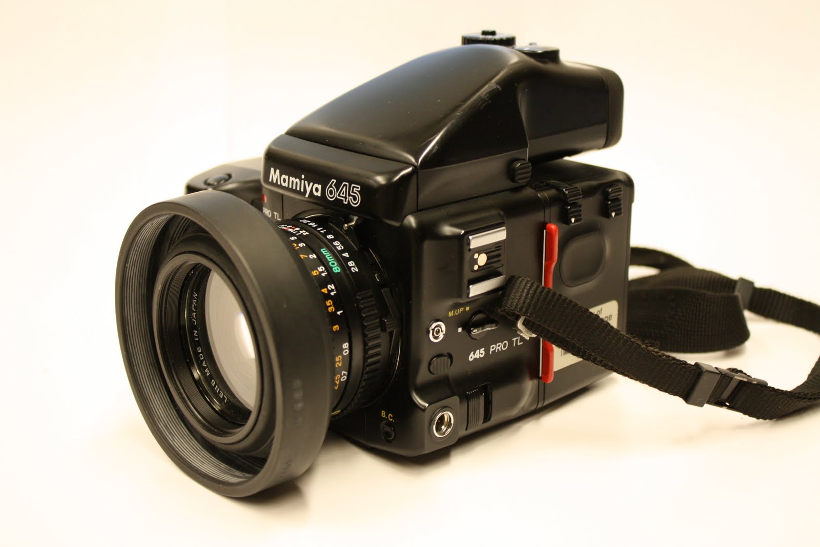 Oberlin College Media Catalog: THE MAMIYA 645 SYSTEM