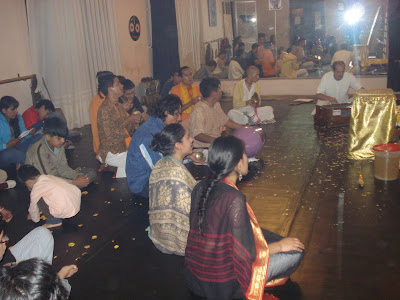 LA FAMILIA DE SOMAKA MAHARAJ: VYASA PUJA DE SOMAKA MAHARAJ EN LIMA Y ...