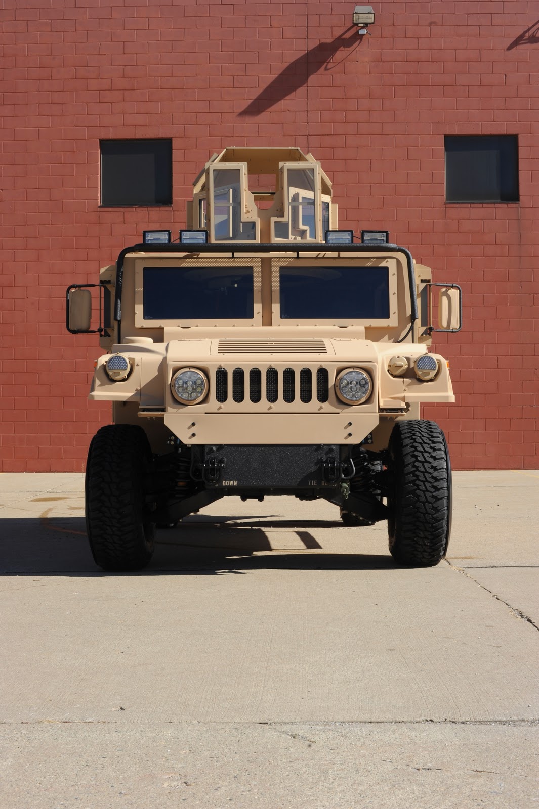 SNAFU!: First image of a v-hulled HUMVEE from BAE