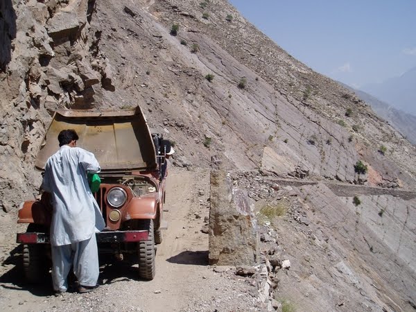 Fairy Meadows: Raikot Bridge to Tato Village