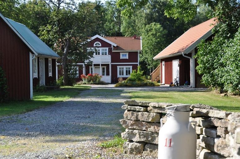 Den Nakna Sanningen!: Fredag...Soft hemma. Lantrasdjur & hus.