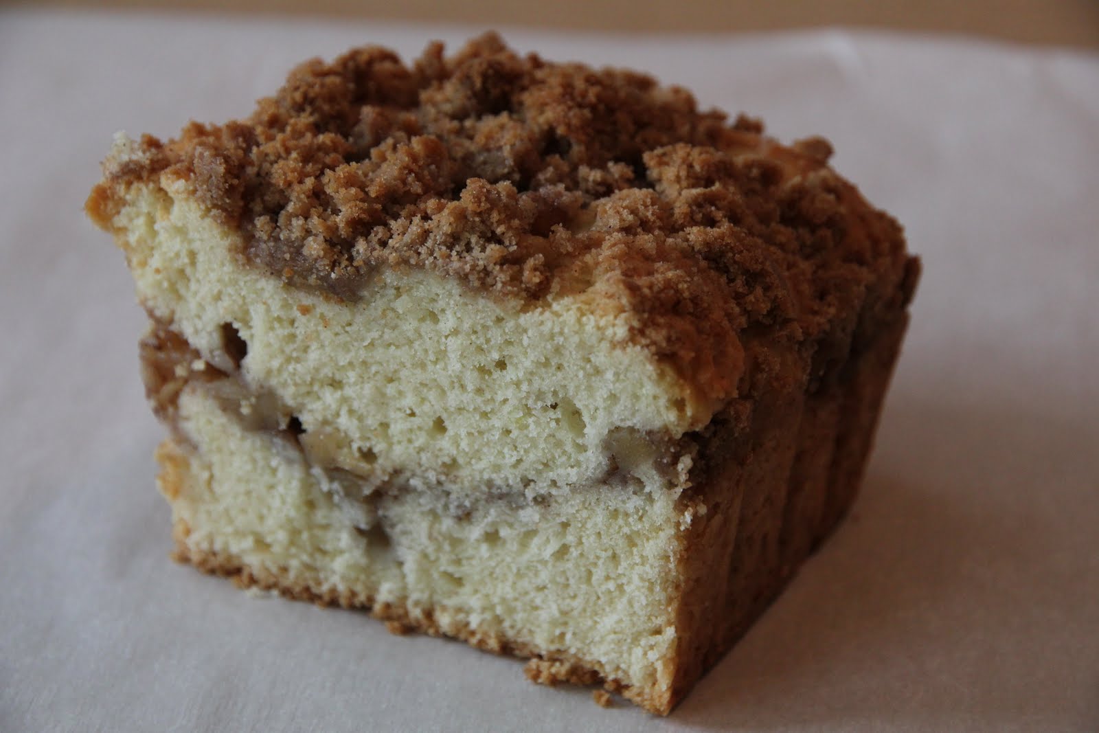 Verbena Pastries: Apple Cinnamon Streusel Bread