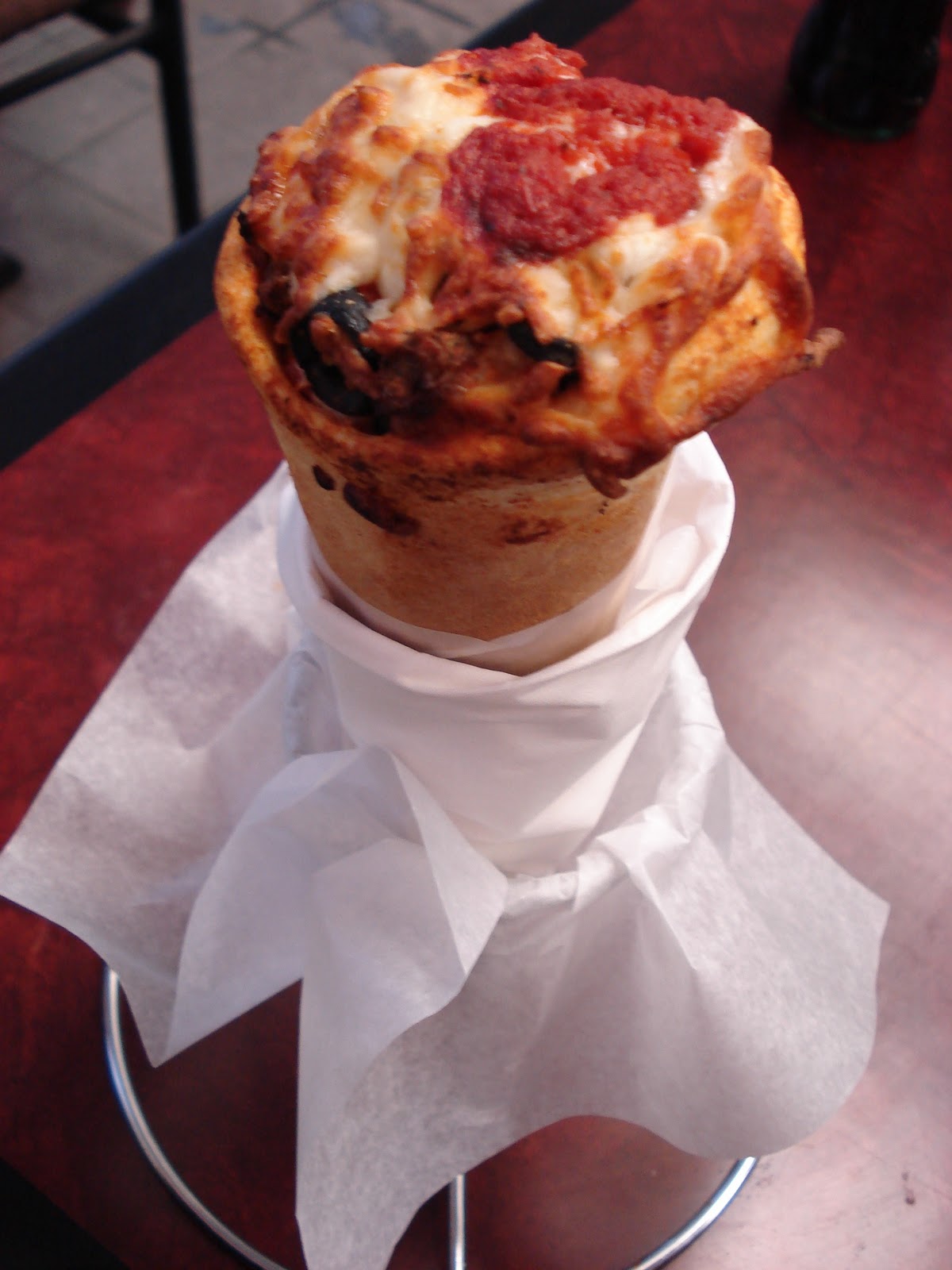 i love girl friday: pizza cones