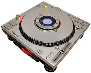Dj Equipment: Technics SLDZ 1200 CD Turntable